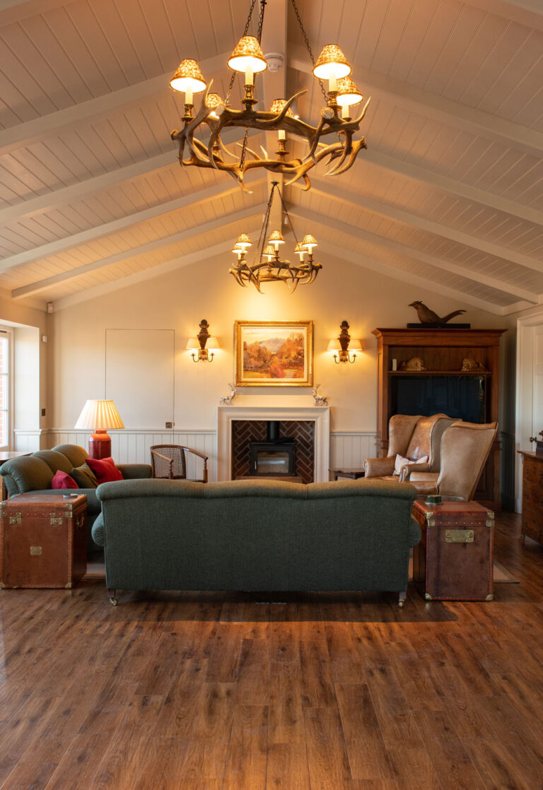 Fabulous Flint Farmhouse - Brickfield